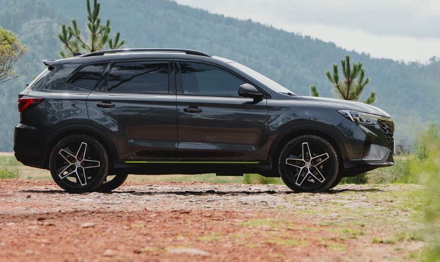 MG RX5 2025: Tecnología Avanzada y Diseño Moderno en un SUV Compacto